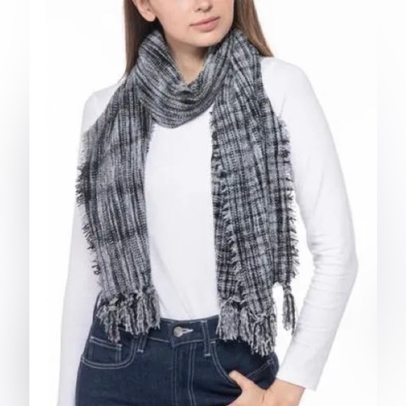 Charter Club | Accessories | Charter Club Blackwhite Spacedyed Chenille ...